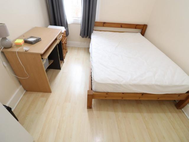 Room at Globe Road, Greater London