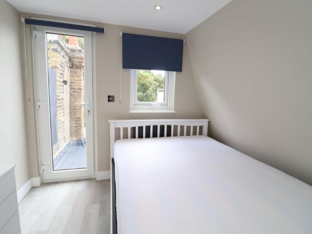 Room at Globe Road, Greater London