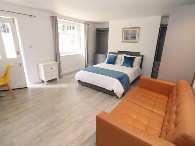 Room at Globe Road, Greater London