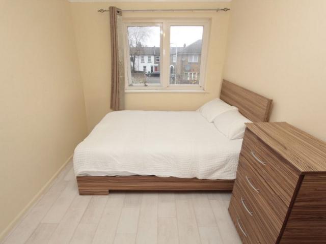 Room at Globe Road, Greater London