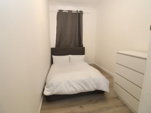 Room at Globe Road, Greater London