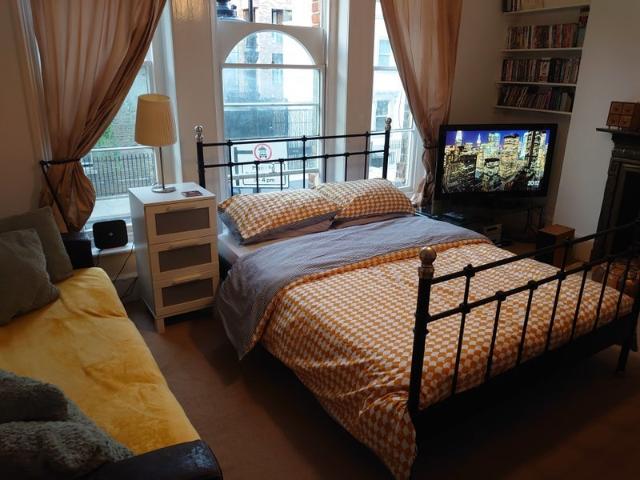 Room at Gloucester Avenue, Greater London