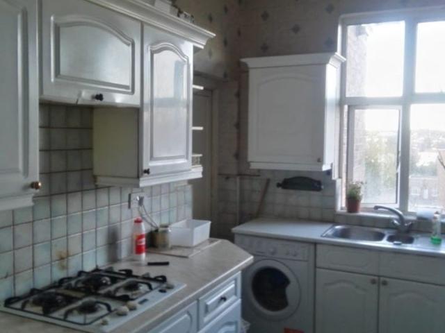 Room at Gloucester Gardens, Greater London