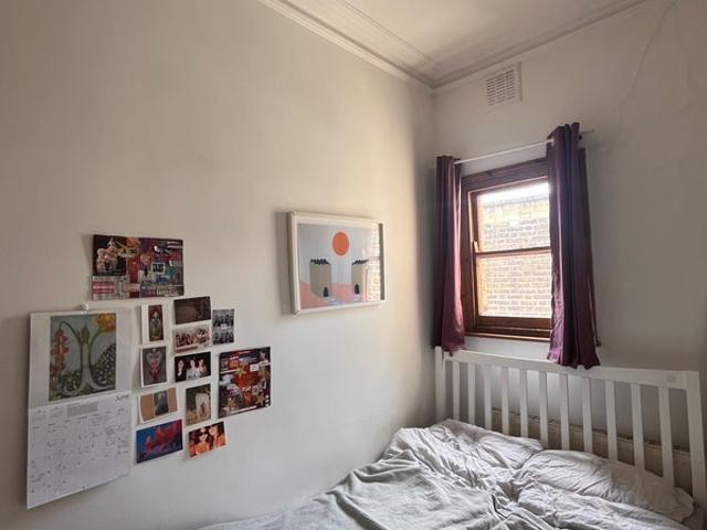 Room at Gloucester Drive, Greater London