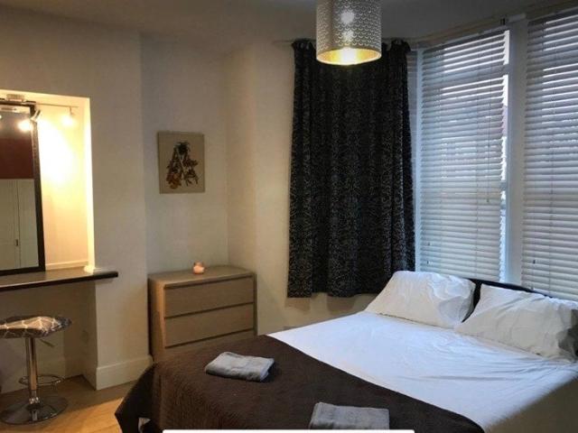 Room at Gloucester Road, Bristol