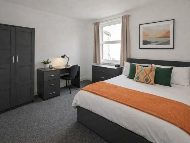 Room at Gloucester Road, Bristol