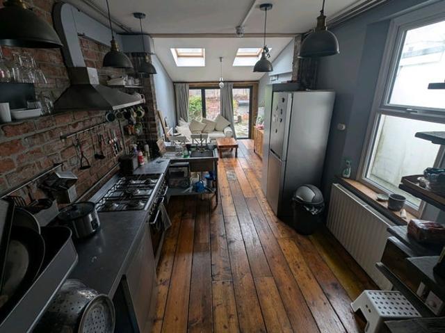 Room at Gloucester Road, Bristol