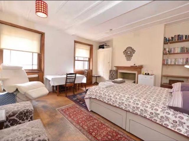 Room at Gloucester Road, Greater London