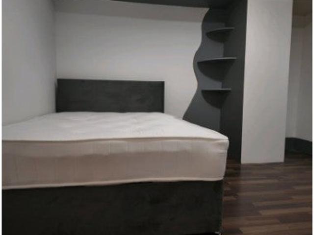 Room at Gloucester Road, Greater London