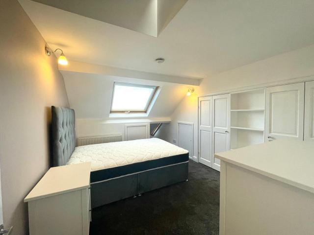 Room at Gloucester Road North, Bristol