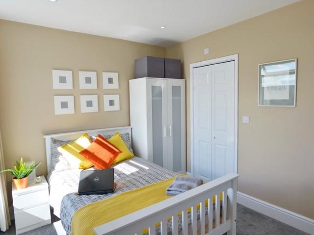 Room at Gloucester Road, Salford