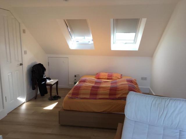 Room at Glyn Road, Greater London
