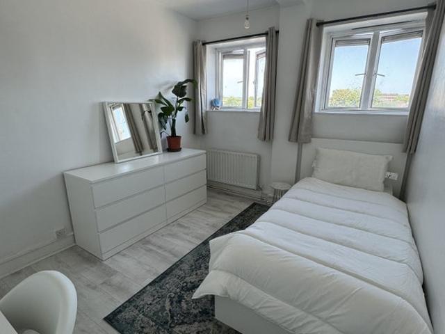 Room at Godwin Court, Greater London