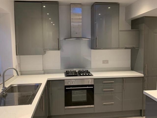 Room at Goldbeaters Grove, Greater London