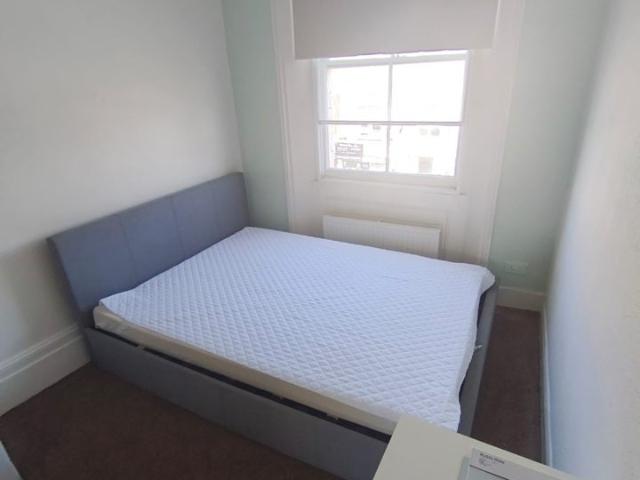 Room at Goldhawk Road, Greater London