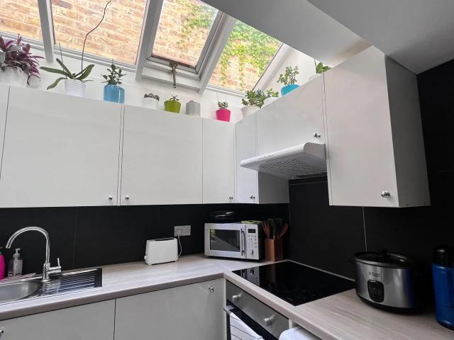 Room at Goldhawk Road, Greater London