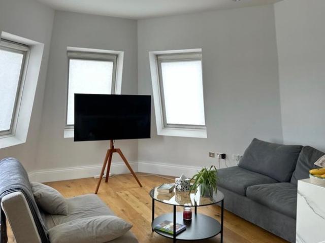 Room at Goldhawk Road, Greater London