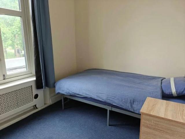 Room at Goldhawk Road, Greater London