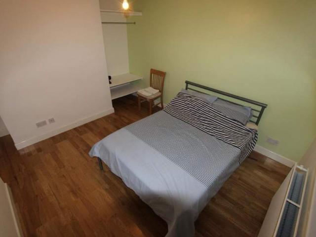 Room at Goldings Crescent, Welwyn Hatfield