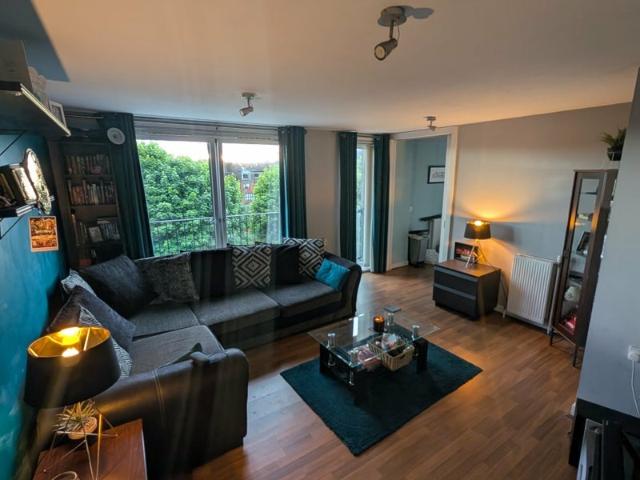 Room at Golspie Street, Glasgow