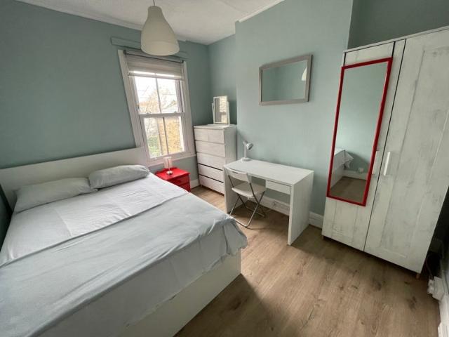 Room at Gosterwood Street, Greater London