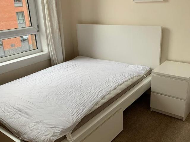 Room at Gorgie Road, City of Edinburgh