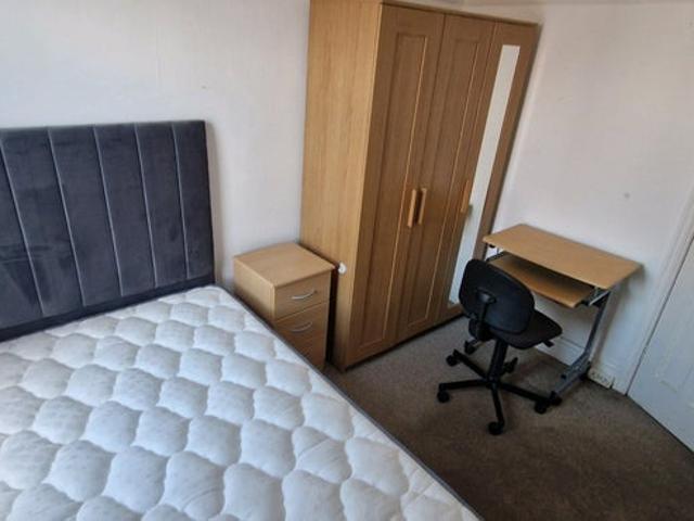Room at Gowland Avenue, Newcastle upon Tyne