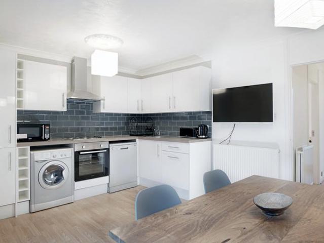 Room at Gough Walk, Greater London