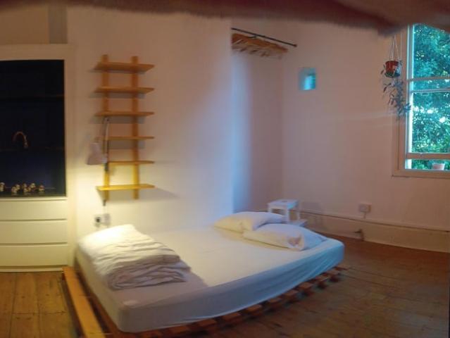 Room at Goulton Road, Greater London