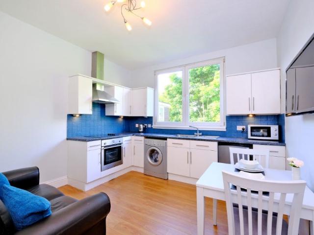 Room at Granton Place, Aberdeen City