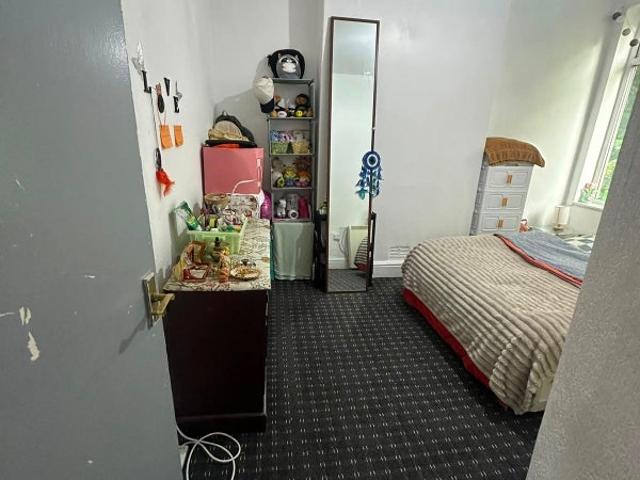 Room at Granville Road, Manchester