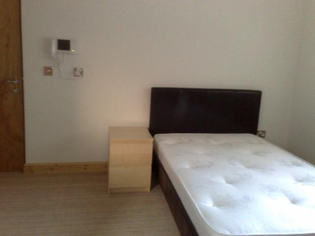 Room at Granville Road, Sheffield