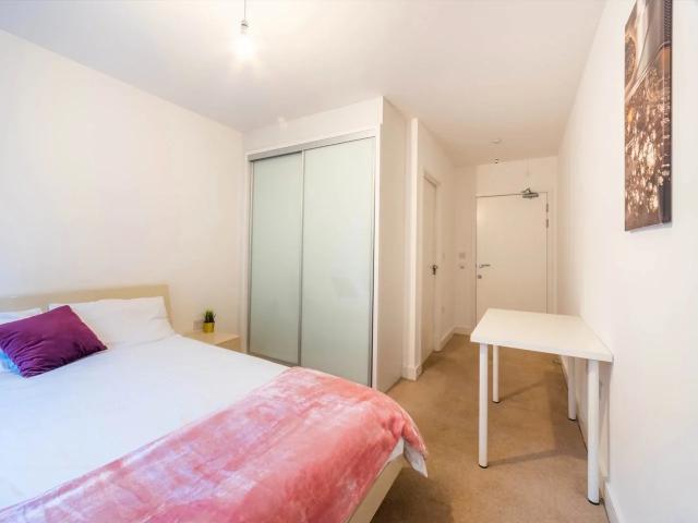 Room at Grand Canal Avenue, Greater London