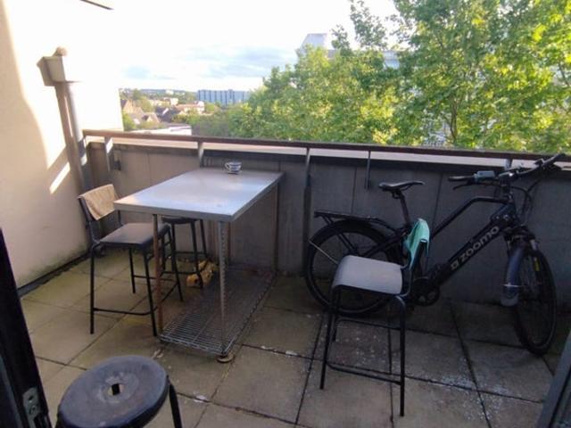 Room at Grange Road, Greater London