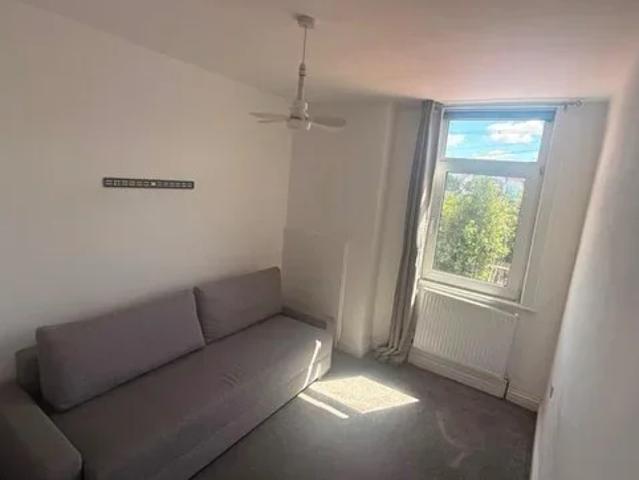 Room at Grange Road, Portsmouth