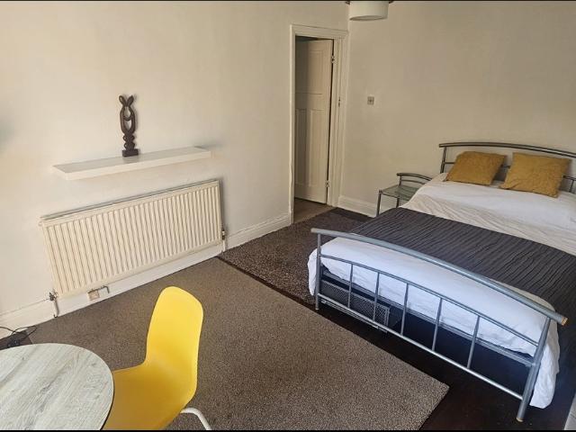 Room at Gracefield Gardens, Greater London