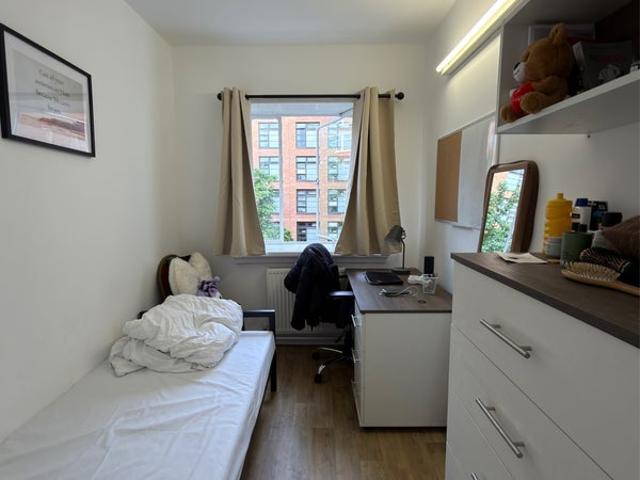Room at Grafton Way, Greater London