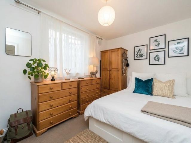 Room at Graham Road, Greater London