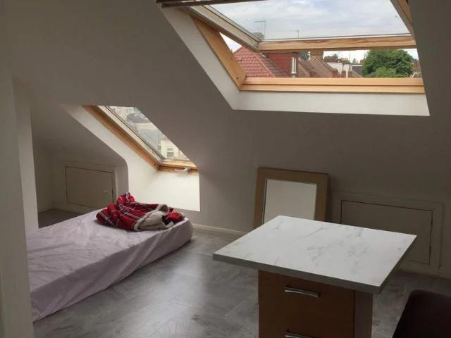 Room at Grasmere Avenue, Greater London
