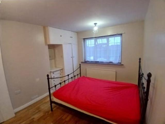 Room at Grasmere Avenue, Greater London