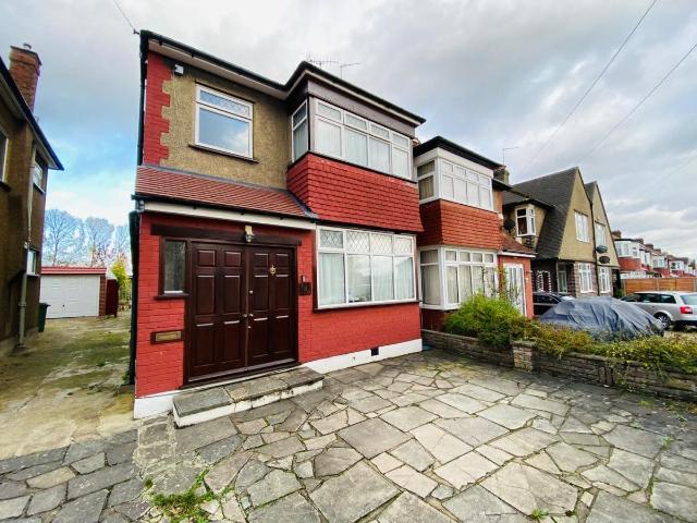 Room at Grasmere Avenue, Greater London