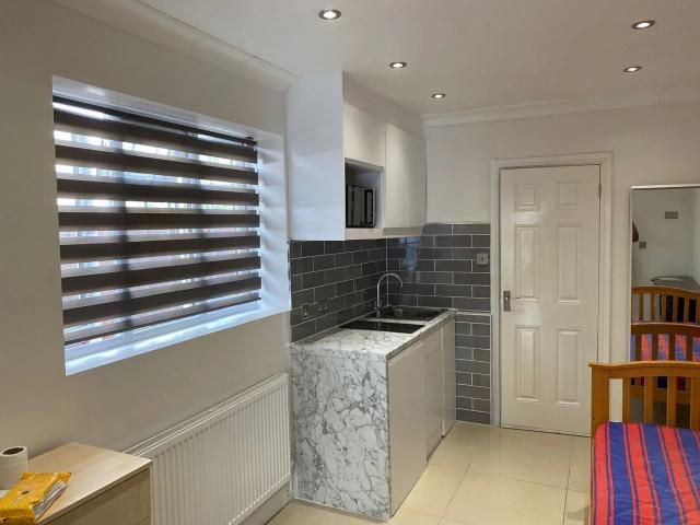 Room at Graveley Avenue, Hertsmere