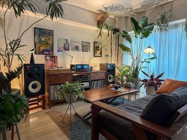 Room at Great George Street, Bristol