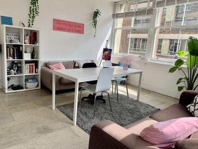 Room at Great Sutton Street, Greater London
