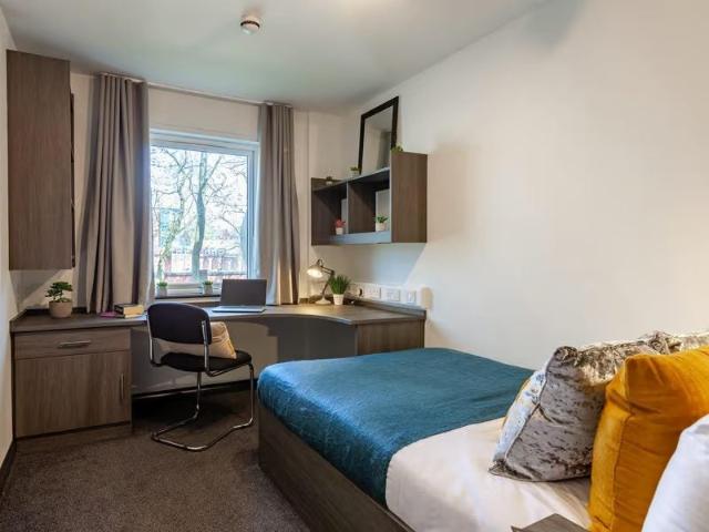 Room at Great Shaw Street, Preston
