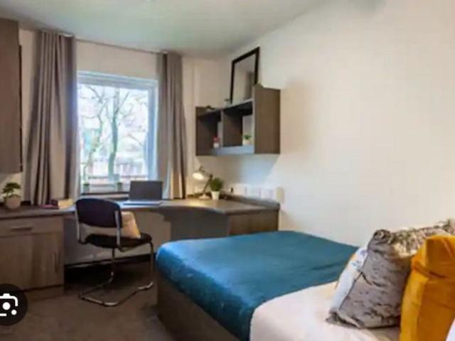 Room at Great Shaw Street, Preston