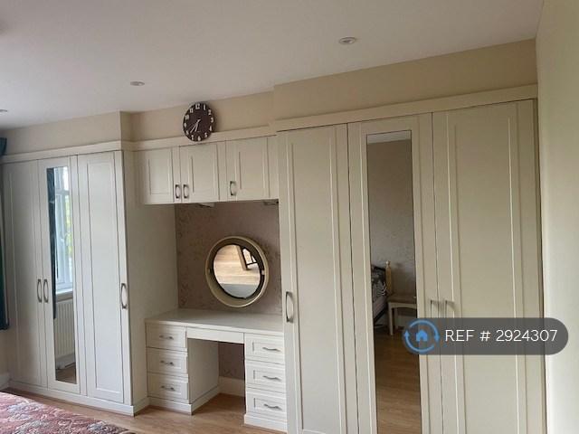 Room at Greanleafe Gardens, Greater London