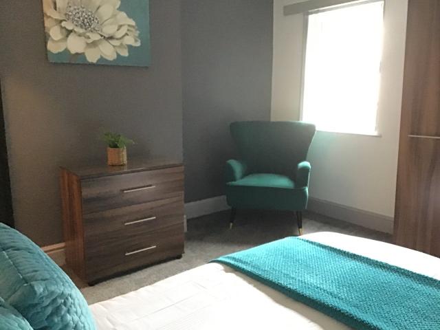 Room at Greek Street, Runcorn