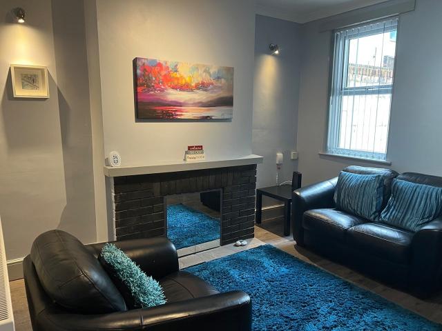 Room at Greek Street, Runcorn