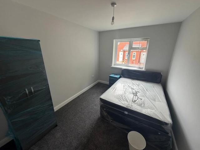 Room at Green Heath Road, Cannock Chase